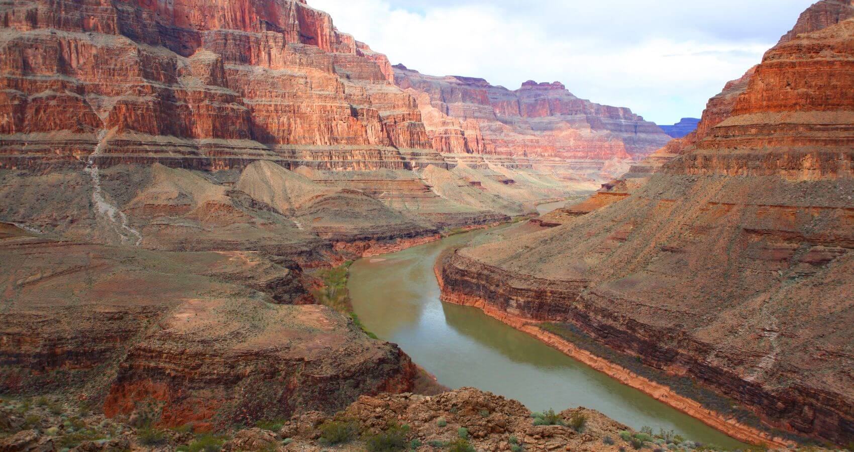 Can I drive to the bottom of the Grand Canyon? | MaxTour