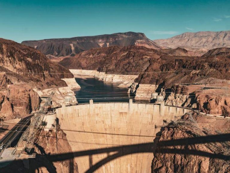 What Do You Need to Know Before Going to the Hoover Dam? | MaxTour